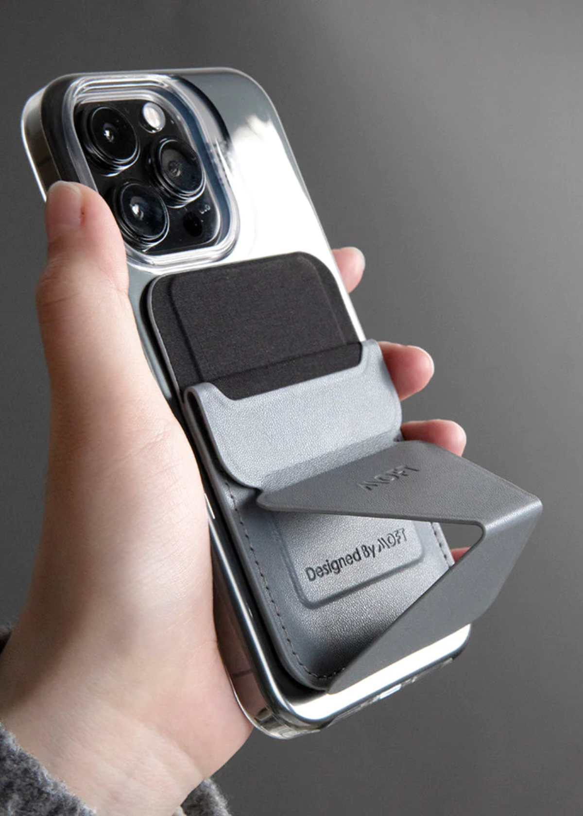 MOFT MagSafe Wallet Stand: The Perfect Solution for Streamlining Your ...